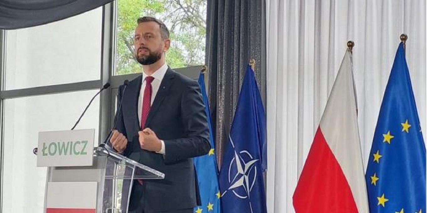 Polish Defense Minister prods discussion of NATO war with Russia ...