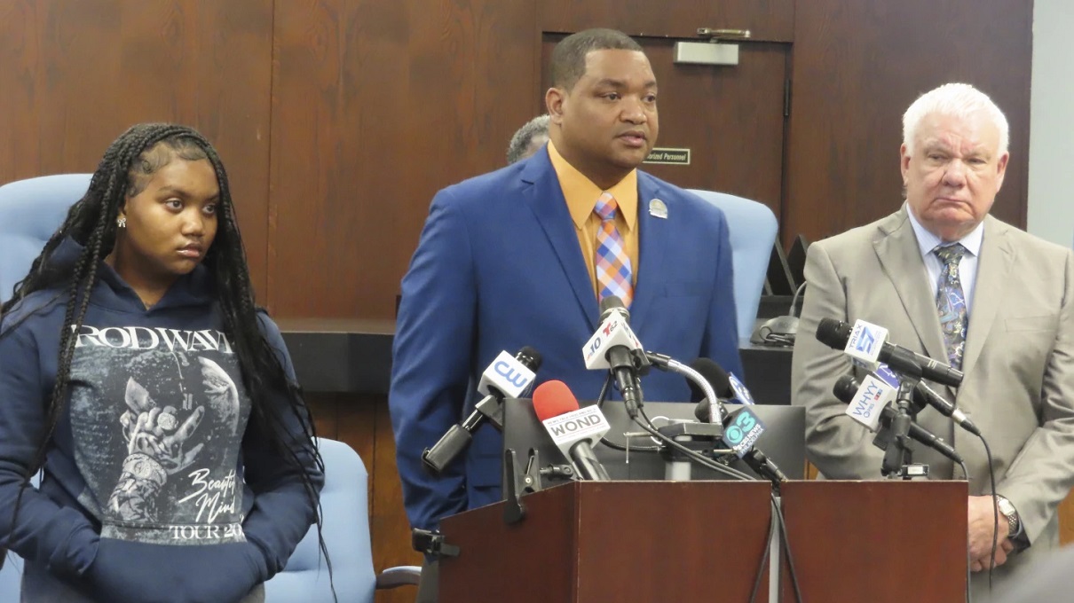 Atlantic City Mayor facing multiple assault charges is indicted for ...